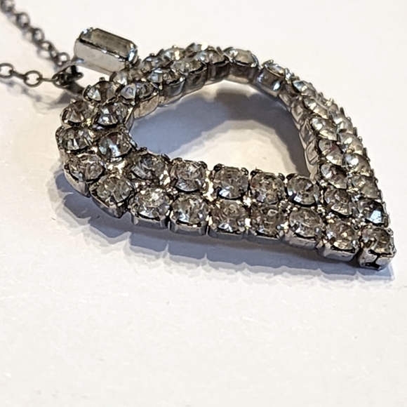 Vintage | Jewelry | Vintage Clear Rhinestone Open Heart Pendant ...